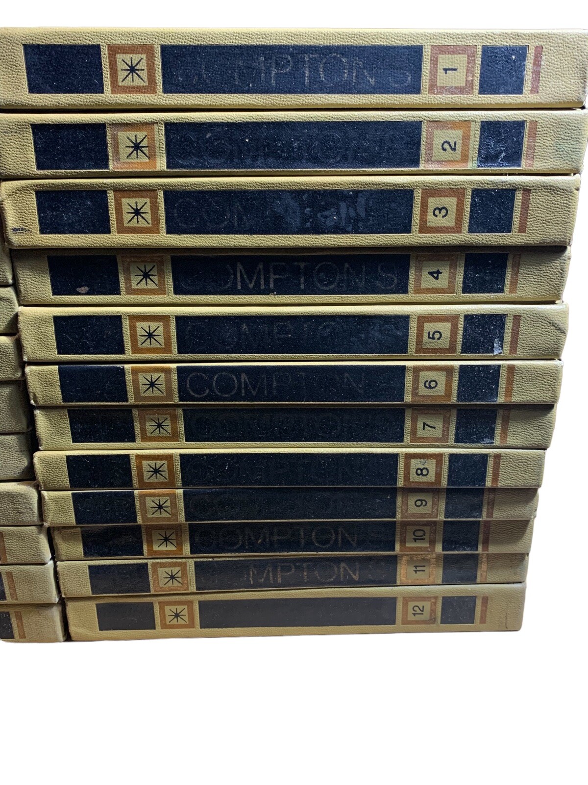 Vintage Compton's Pictured Encyclopedia 1970 Edition COMPLETE Set of 24 ...
