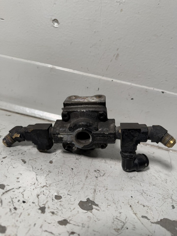 Bendix T-240004 Brake Valve 2020 peterbilt 579 | eBay