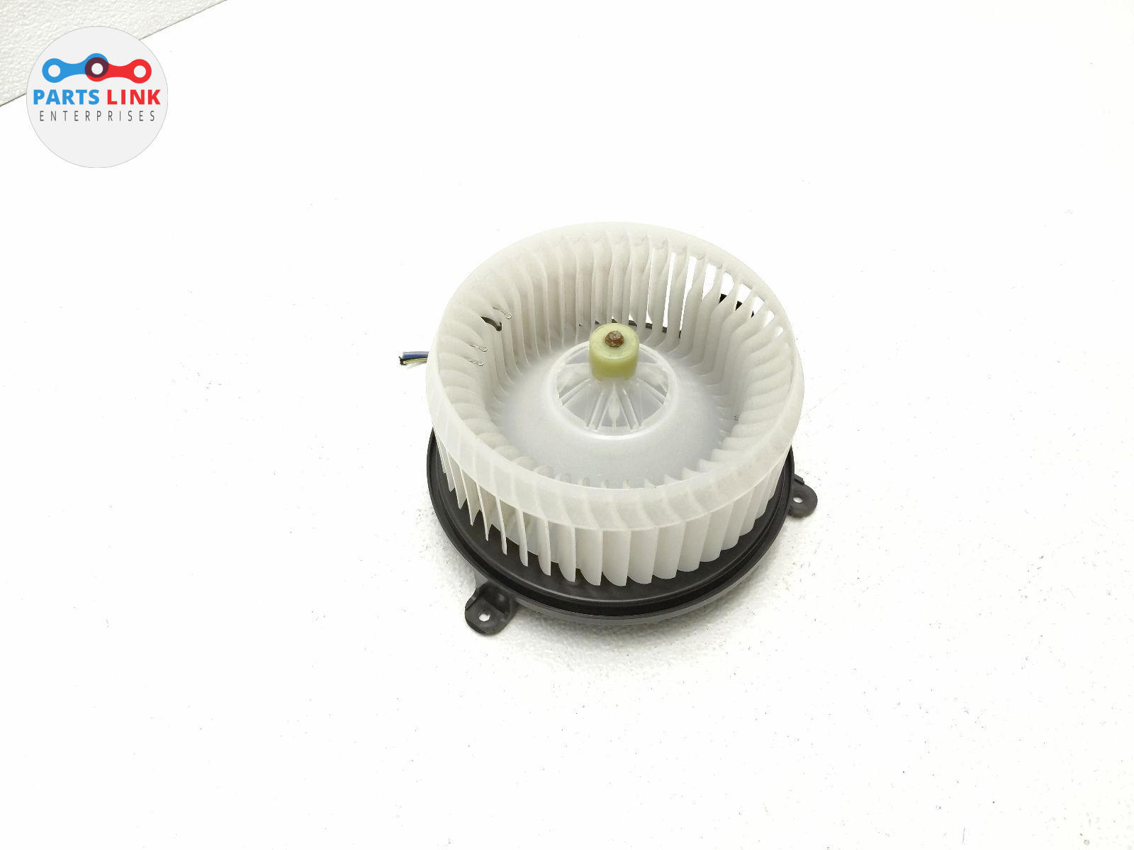 Land Rover Discovery L462 Front HVAC Blower Motor LR086148 OEM for sale ...