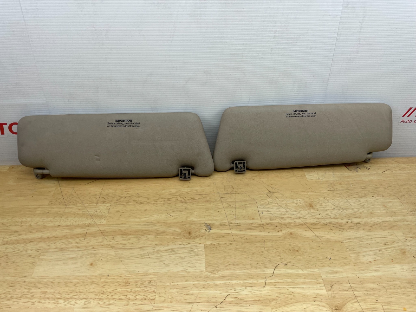 1994-1995 MERCEDES E320 W124 FRONT WINDSHIELD LEFT & RIGHT SUN VISOR ...