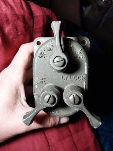 Willys Jeep M151 A1/A2 M35 M38 JOS.POLLAK MS51113-1 Light Switch | eBay