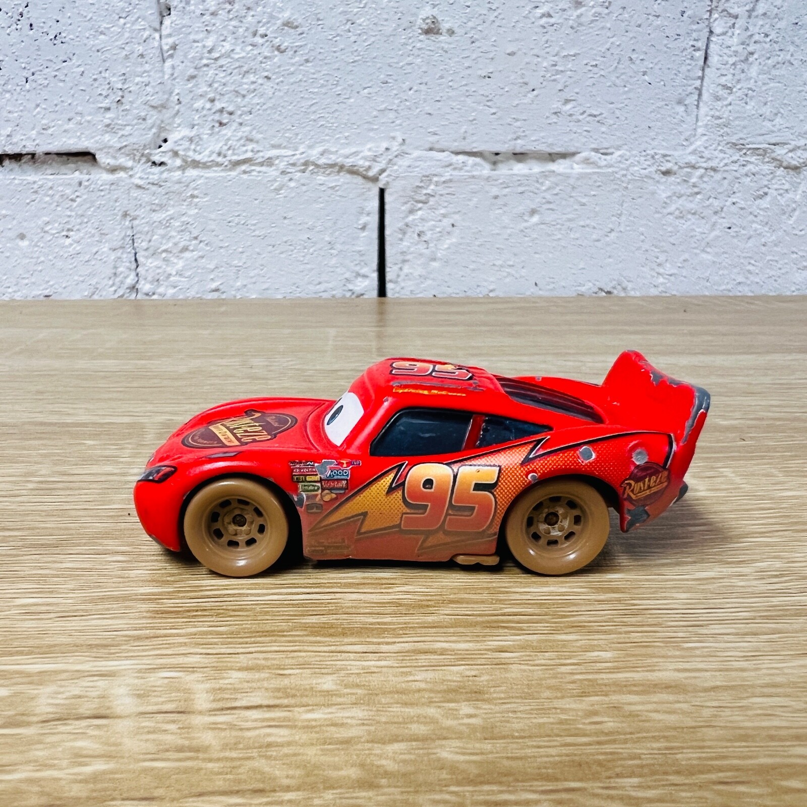 Lightning McQueen Dirt Racing Track Tires Dusty Disney Pixar Diecast ...