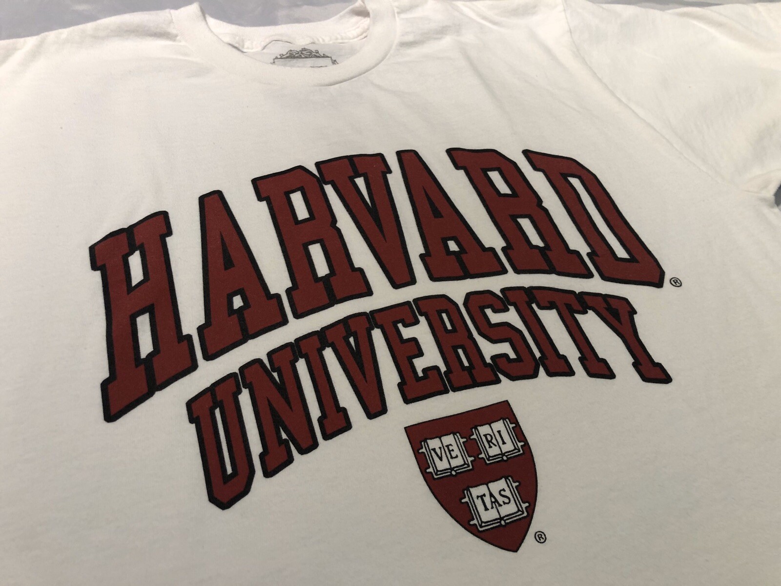 2000s Harvard University Ivy League College T-Shirt, … - Gem