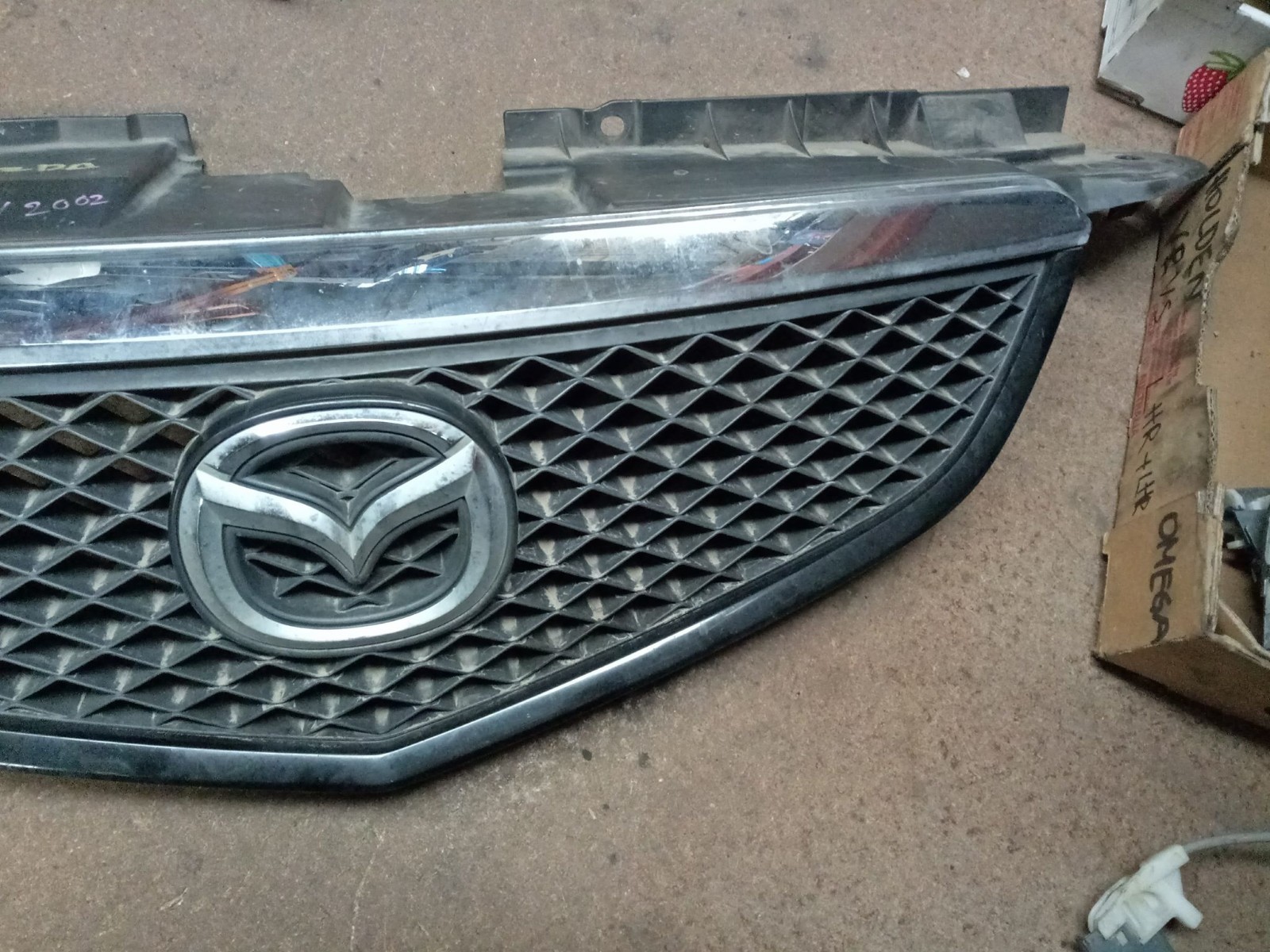 MAZDA MPV 2002 MODEL FRONT GRILL WITH LOGO GENUINE FITS 6/02-10/03 | eBay