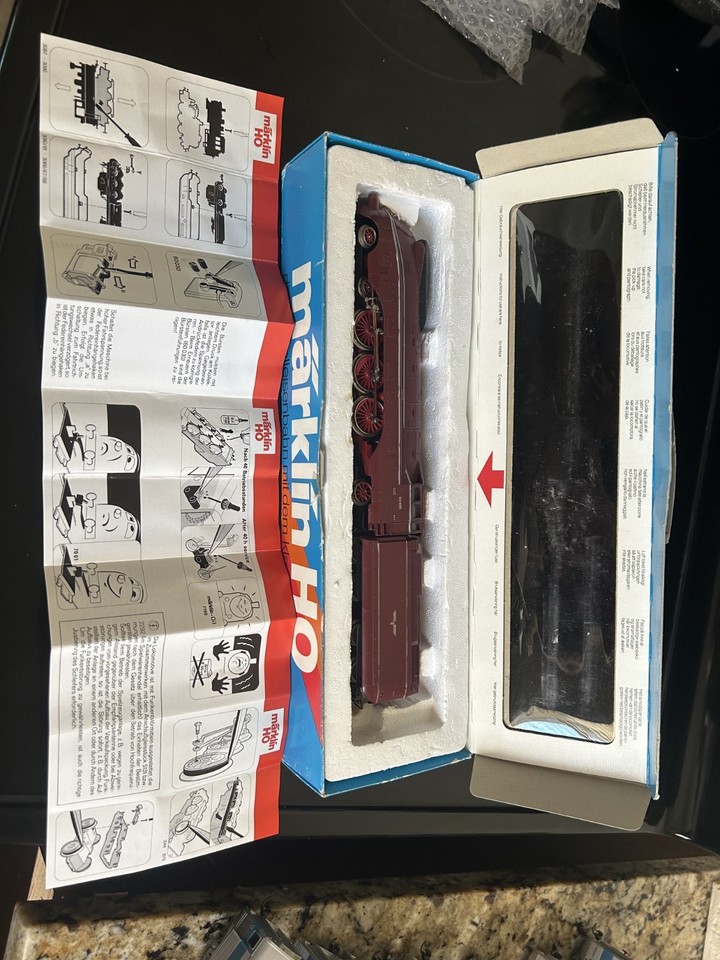 Märklin AC HO 3089 German DRG Class BR 03 Streamline Steam Locomotive ...