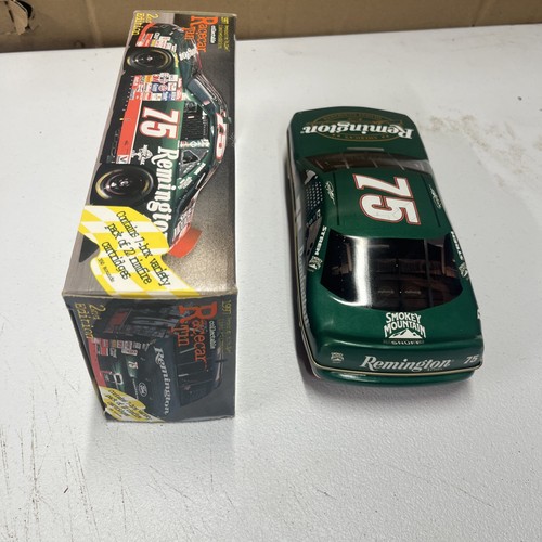 NASCAR RICK MAST REMINGTON RACING LE #75 1997 FORD T-BIRD RACE CAR TIN ...