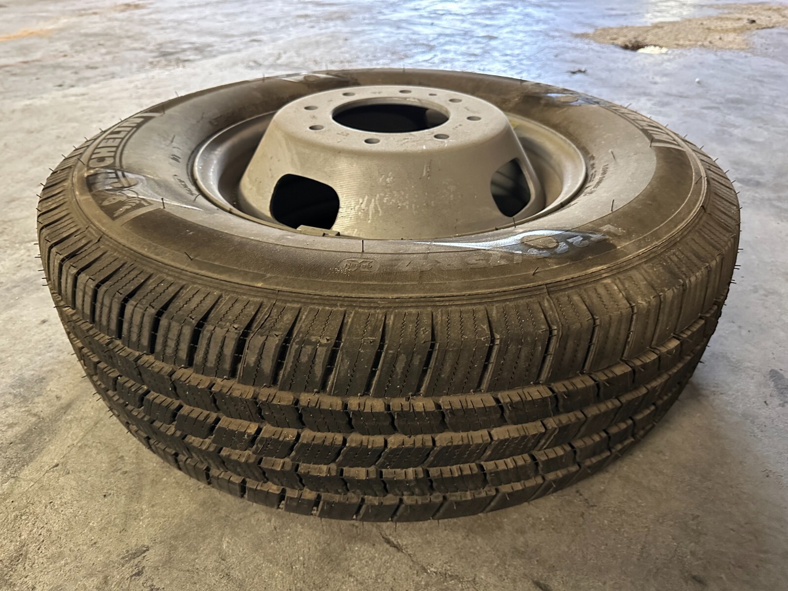 2017-2022 FORD F350 17" DUALLY DRW SPARE WHEEL RIM TIRE OEM NEW NEVER ...