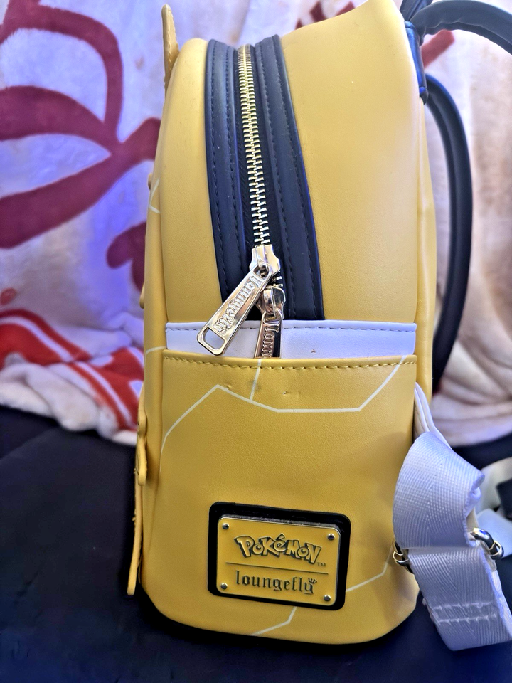 Pokémon Loungefly - Eeveelutions Jolteon Mini Backpack - Glow In The ...