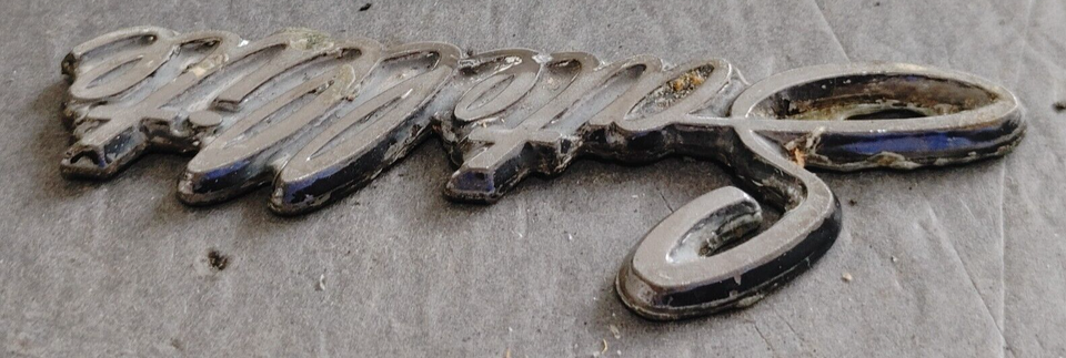 PLYMOUTH SEBRING SATELLITE CIRCA 1973 SCRIPT METAL EMBLEM 3505020 {4717 ...