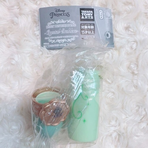 Disney Alice in Wonderland Keychain Princess Lip Case Crystal Emblem ...