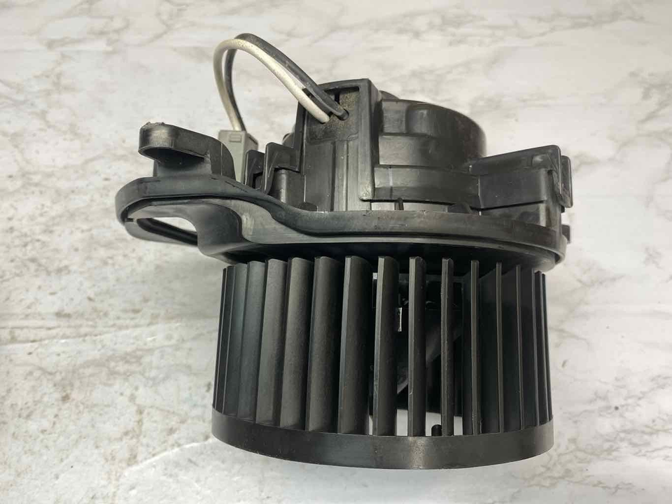 Chevrolet Silverado blower motor 2019 to 2023 new style assembly OEM ...