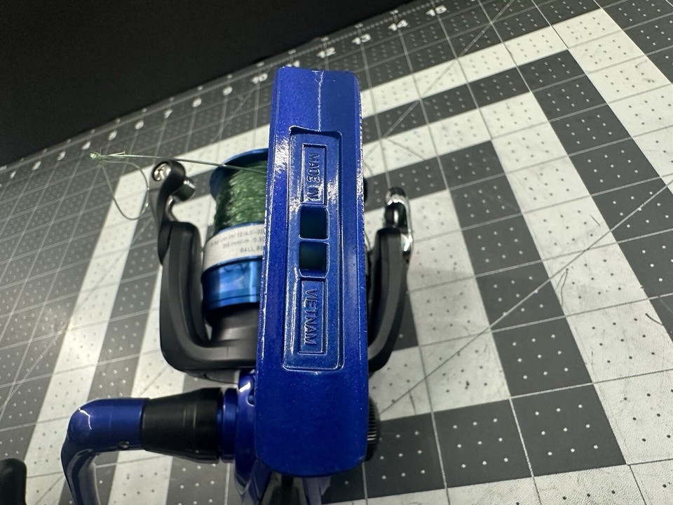 Daiwa Samurai 4000B 4000 B Spinning Fishing Reel Blue | eBay