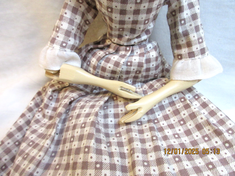 UFDC(UNITED FEDERATION OF DOLL CLUB) INC, PHILA 1995 ~ CHARITY WOODEN ...