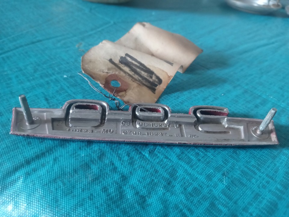 1967-1969 Ford Fairlane , Two 390 Emblems C70B-16237-B. Original Item ...