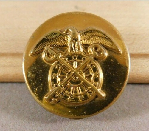 WWII US Army Quartermaster Eagle Sword Key Lapel, Hat or Collar Pin ...