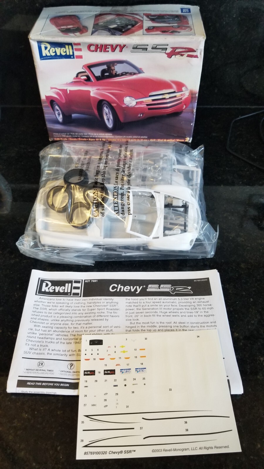 OLDER REVELL CHEVROLET SSR PICK UP TRUCK 1/25 SCALE MODEL KIT | eBay