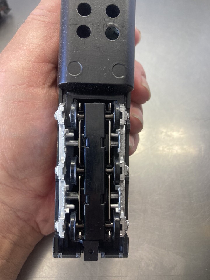 Two HO Southern Pacific Dummy Locomotives. AHM 621A & Athearn SP 7430 ...