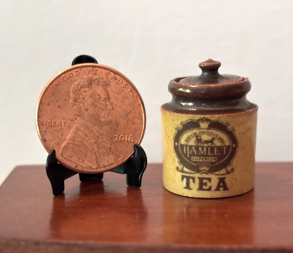 Dollhouse miniature ceramic jar Hamlet Superior Tea by Terry Curran 1: ...