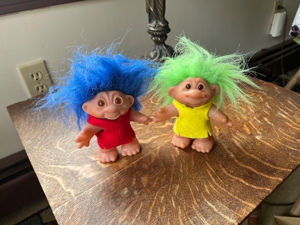 TWO Vintage 5" Dam Trolls 1986 ~ Blue/Green Hair ~ Red/Yellow Felt ...