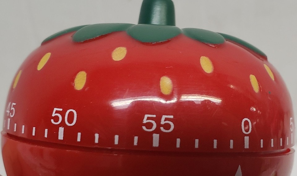 60 Minutes Plastic Strawberry Shaped Kitchen Timer, 3", STRAWBERRY, USA ...