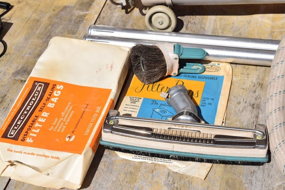 Vintage Electrolux Canister Vacuum Cleaner Model R Complete Box, Bags ...