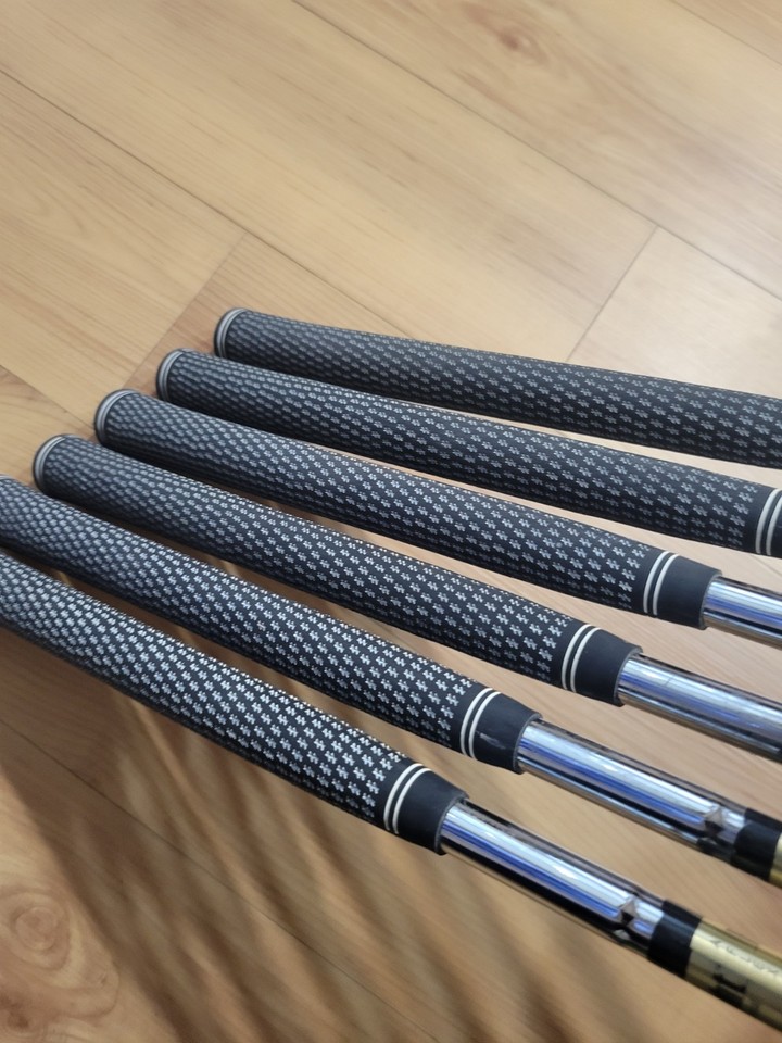 Giga Golf Pursuit C510 Forged Irons Set 5-PW ( Senior) A Flex Steel ...