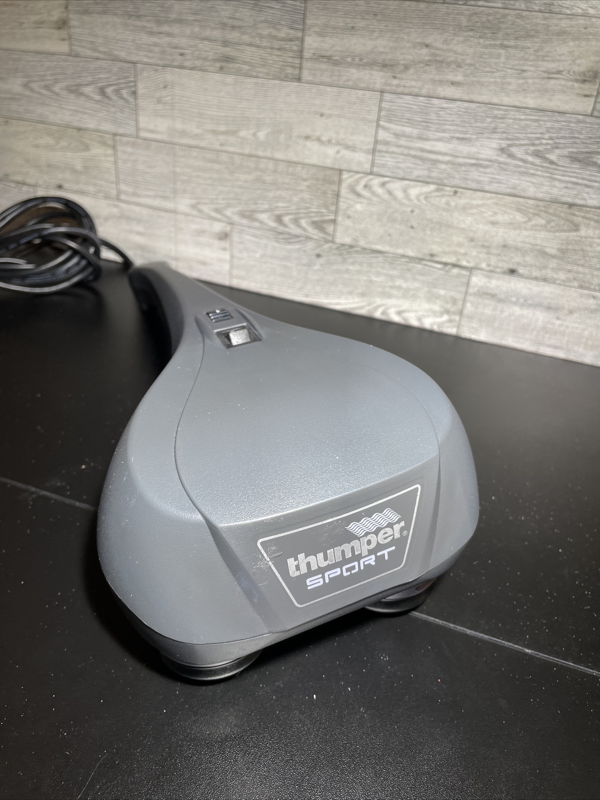 Thumper Sport Percussive Massager E501NA Deep Tissue use Massager for ...