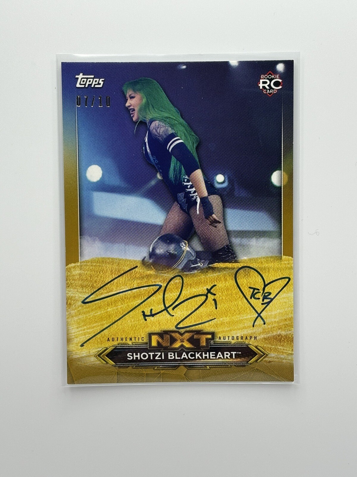 2020 Topps WWE NXT - NXT Roster Autographs Gold #A-BL Shotzi Blackheart ...