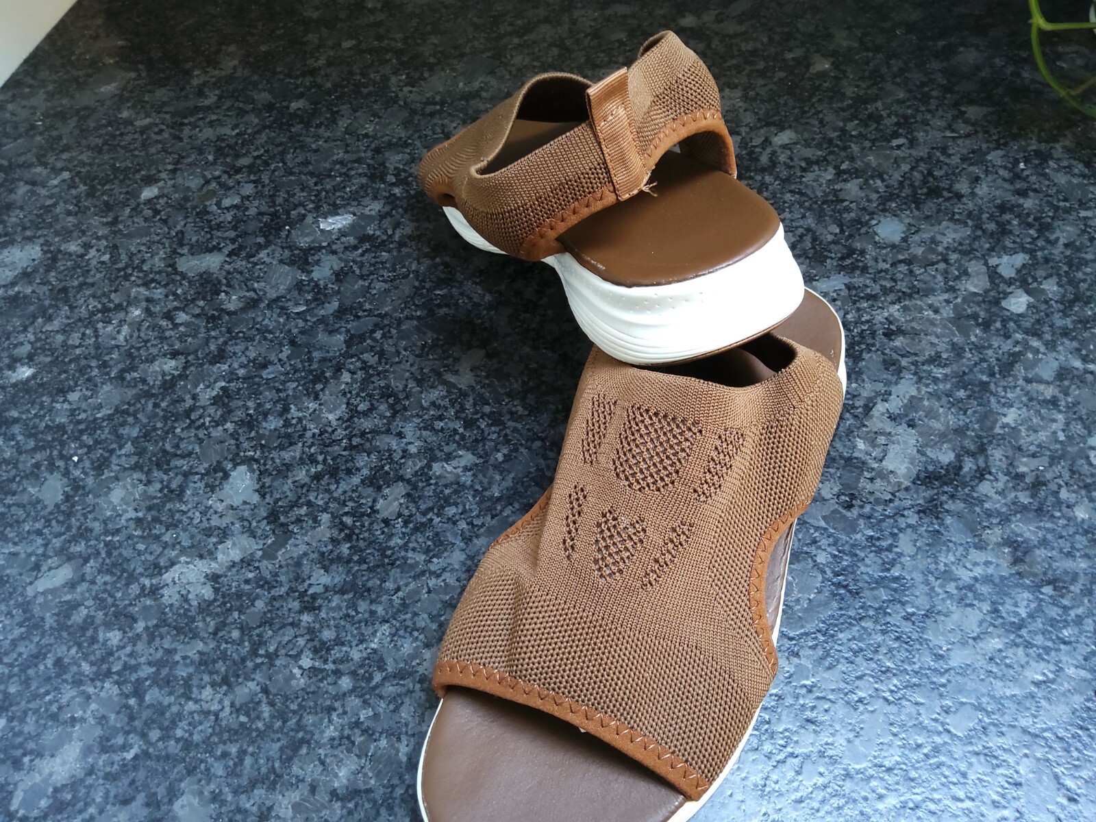 Womens Lightweight Summer Sandals Sz 9W, EC Slightly Used, Taupe | eBay