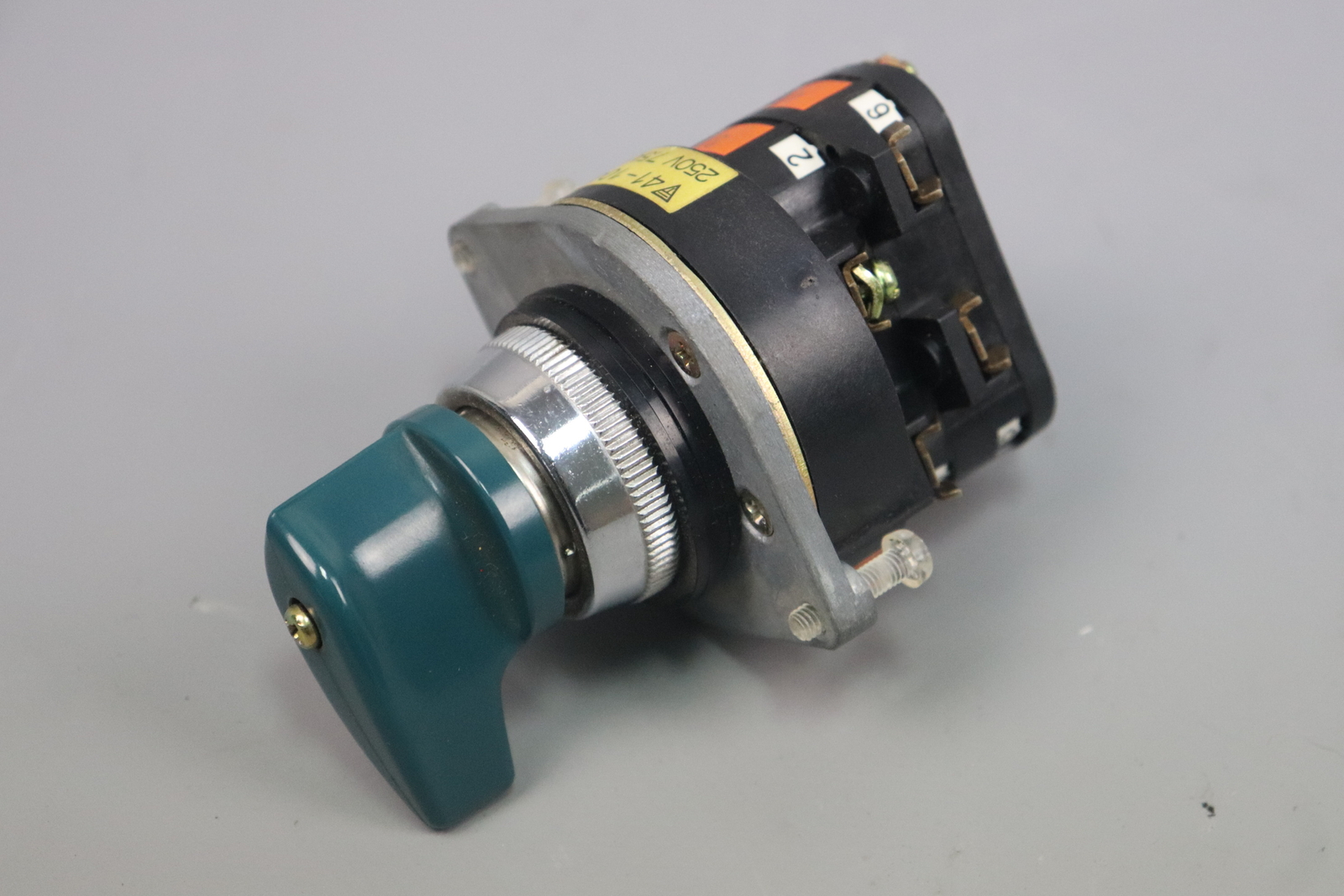 Fuji Electric F-1M4201HD Cam Selector Switch 600V 10A Unused | eBay