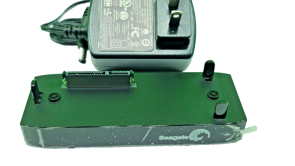Seagate SRD0SD1 Dock/ Station for 3.5 SATA to USB 3.0 Adapter/Cable ...