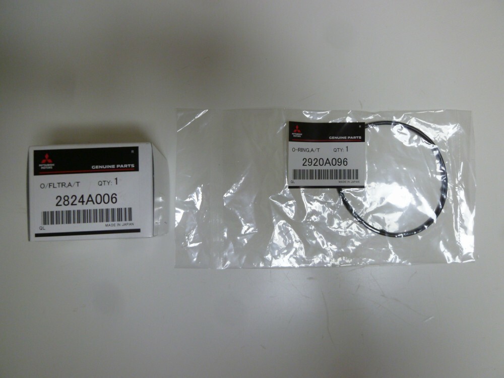 Genuine Mitsubishi Oil Cooler Filter / O-Ring 2824A006 / 2920A096 F/S ...