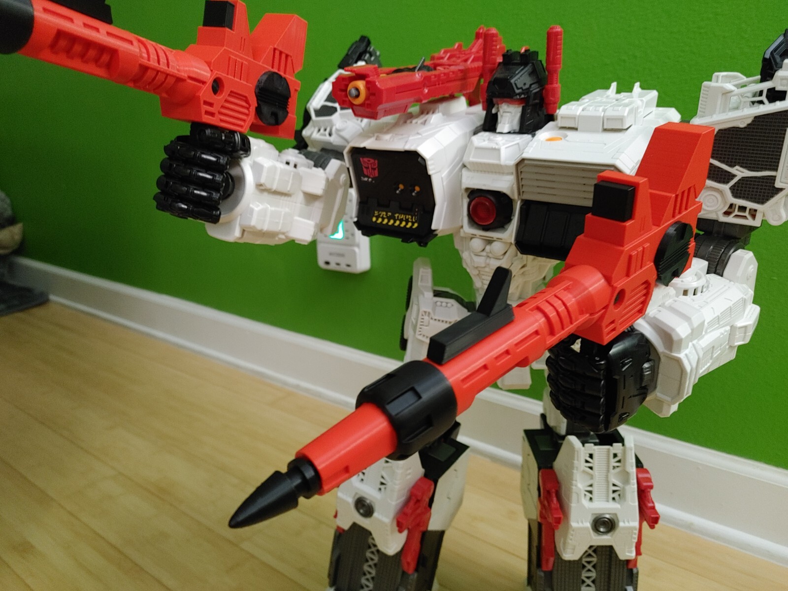 Oversized G1 Guns For Transformers Generations Thrilling 30 Metroplex ...