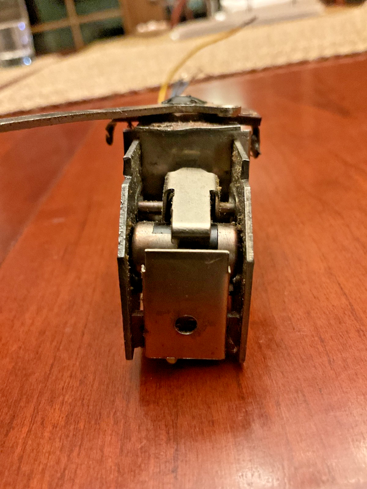 LIONEL POSTWAR 2245 F3 DIESEL LOCOMOTIVE - REVERSING E-UNIT ASSEMBLY ...