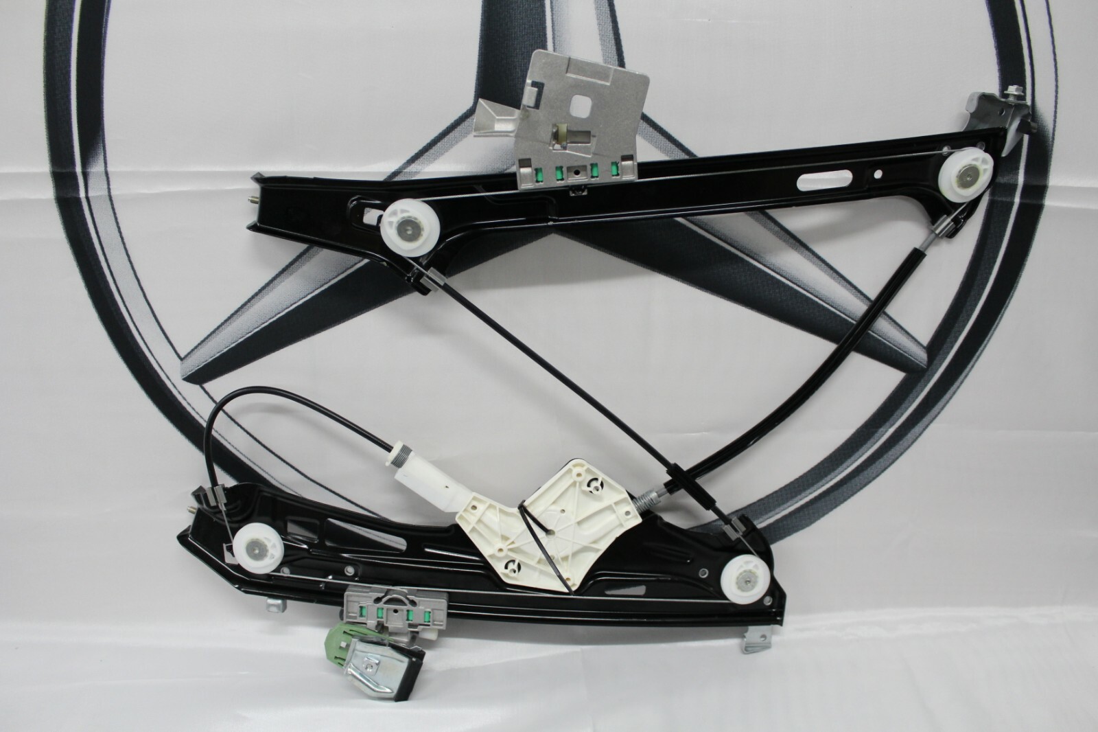 NEW Genuine Mercedes-Benz C219 CLS RH FRONT Window Regulator ...