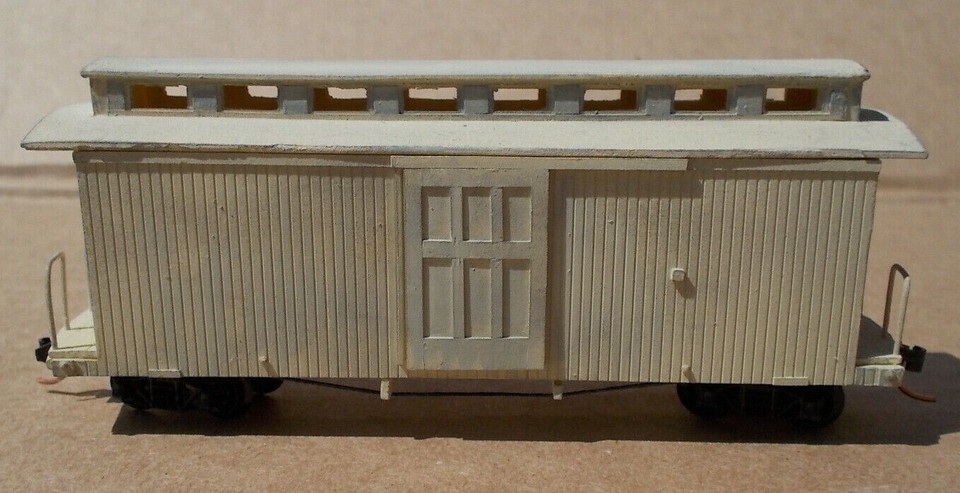 HOn30 B&B/SRRR Boxcar A with Clearstory roof Craftsman Kit Railway ...