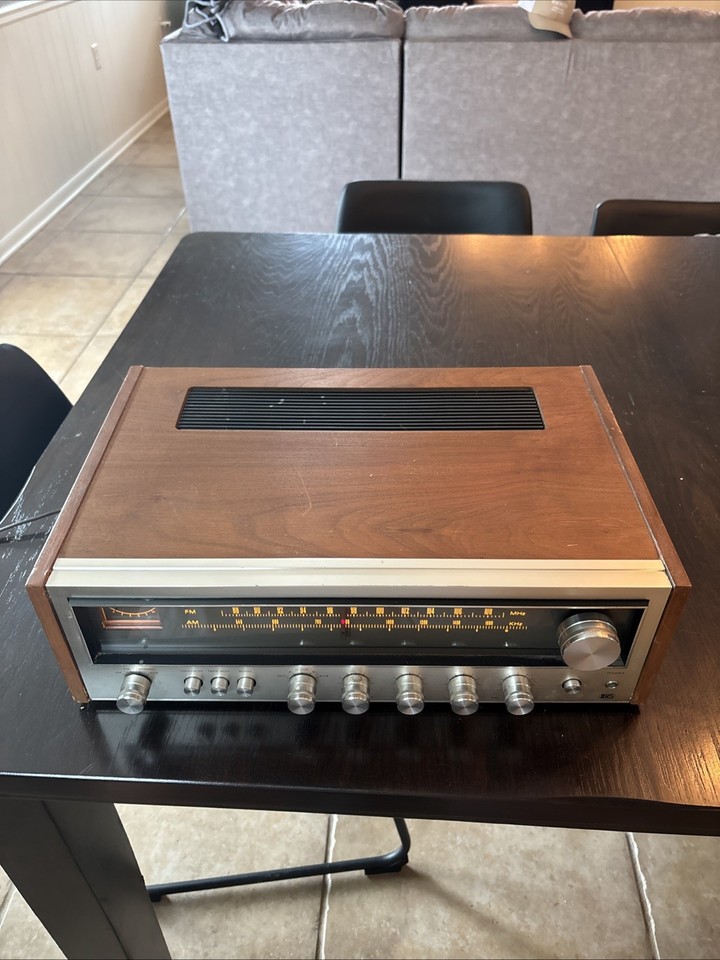 Vintage Realistic STA-52 AM/FM Stereo Receiver with Wood Veneer, Works ...
