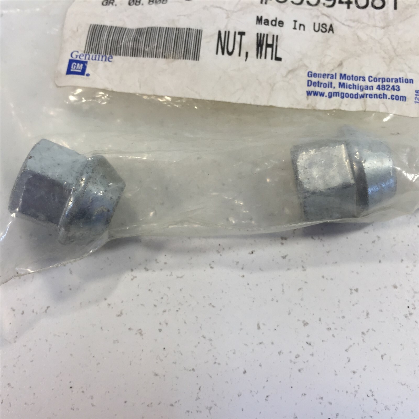 GM 9594681 Genuine OEM CTS DTS Fleetwood Eldorado Deville Wheel Lug Nut ...