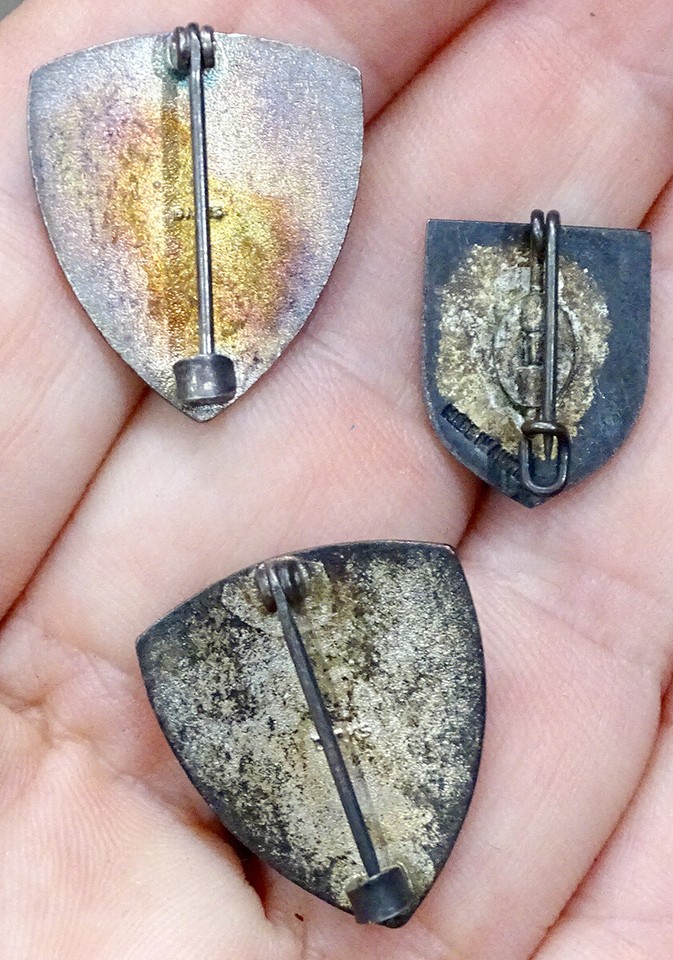 3 Vintage SNOW EAGLE SKI SCHOOL Lapel Pin Badge / GRAY ROCKS St Jovite ...