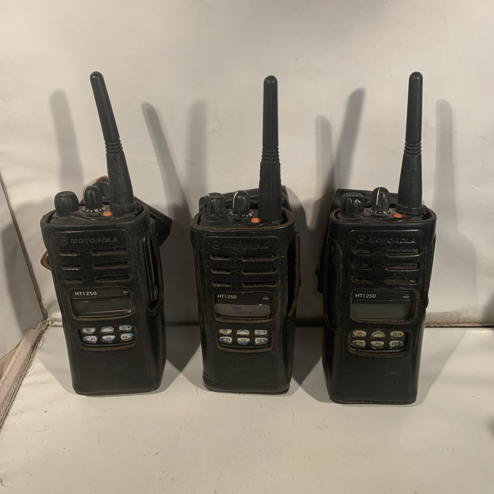 Set Of 3 Of Motorola HT1250 UHF Radios, Chargers , Belt Clips TESTED ...