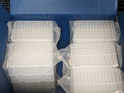 Qiagen 19585 S-Blocks 96-well microplate DNA RNA BioRobot 3000 Liquid ...