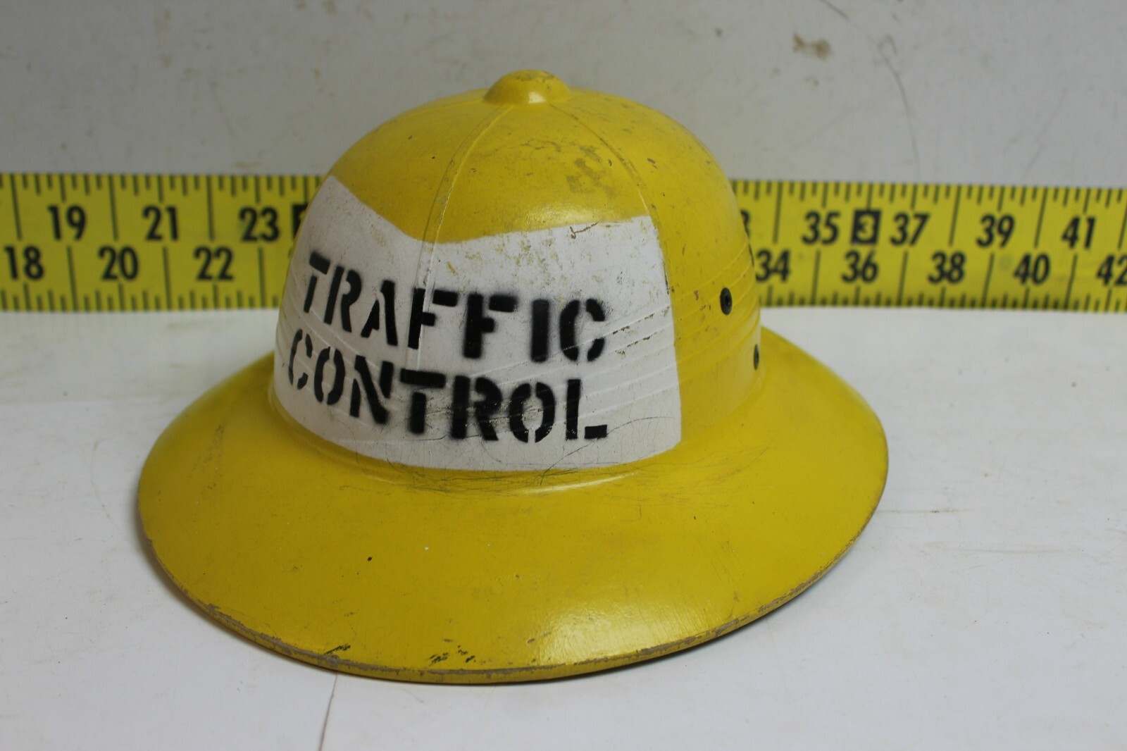 Vintage Traffic Control Yellow Jungle Safari / Fishin… - Gem