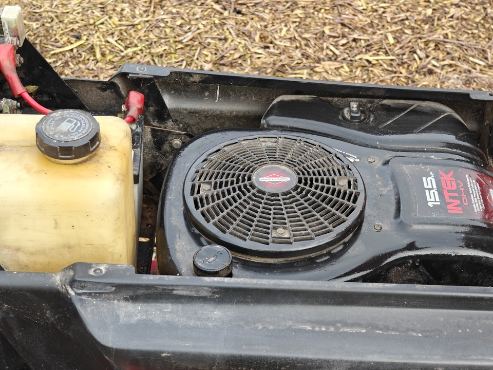 Mountfield S1600 Ride On Petrol Lawnmower with Grass Box | eBay
