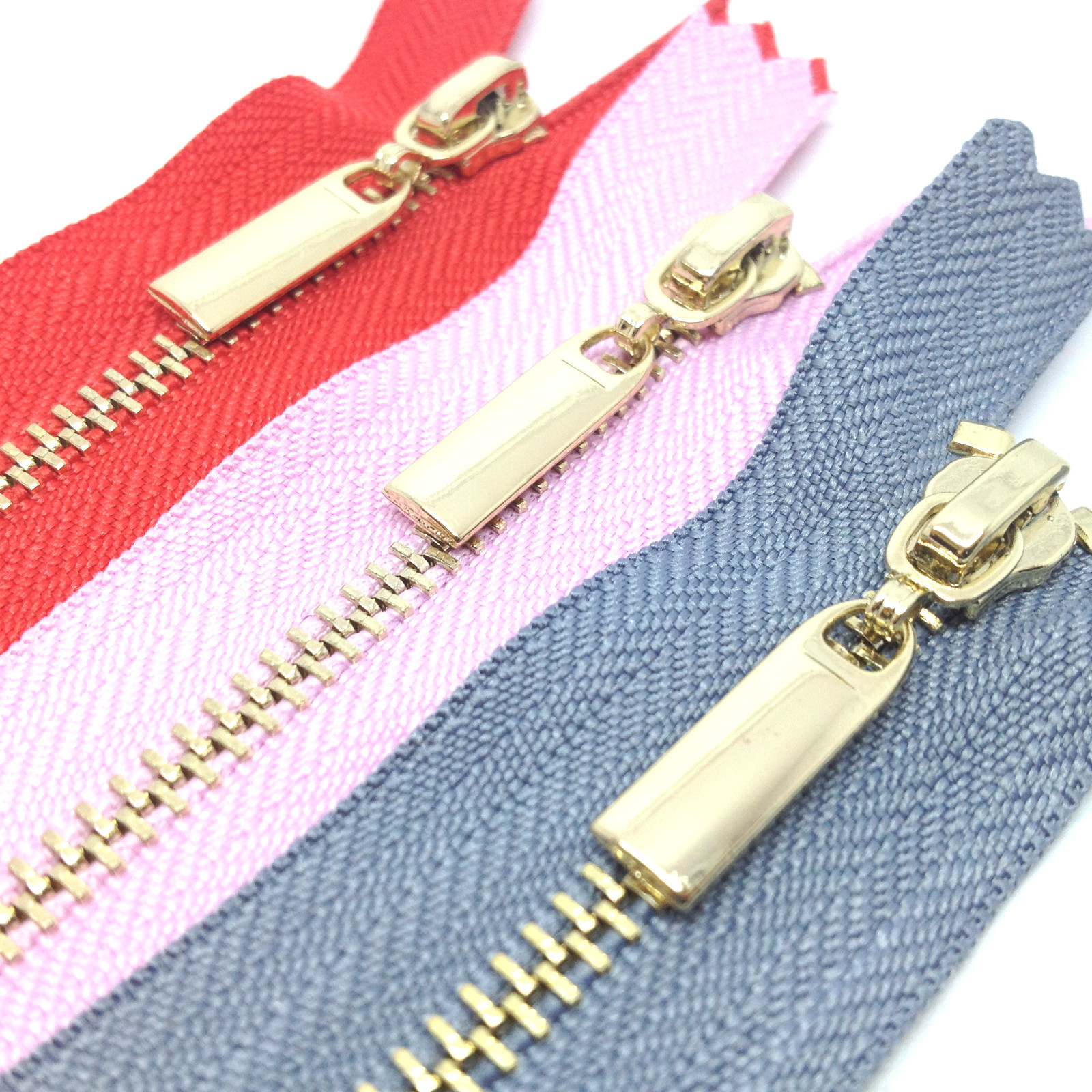 Metal Zips Gold Teeth No3 Weight Zip - Closed End - Black,White (3GCE ...