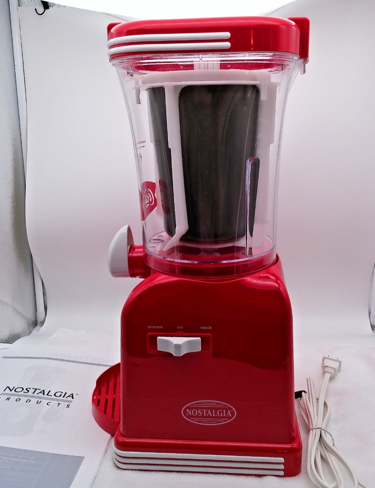 Coca-Cola 32-Ounce Retro Slush Drink Maker Slushie Machine Red ...