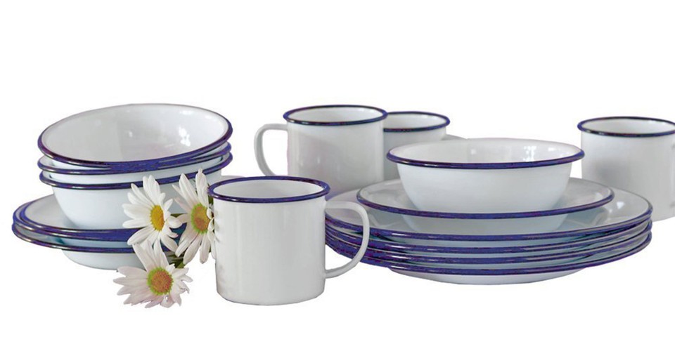 Crow Canyon Enamelware Vintage 16 Piece Dinnerware Set for 4, 4 Colors ...