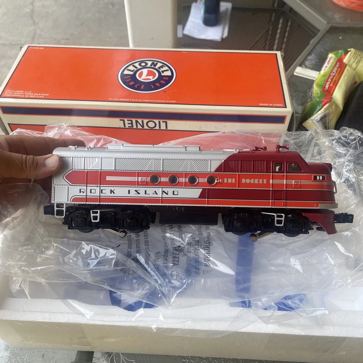 Lionel Rock Island Locomotive 99