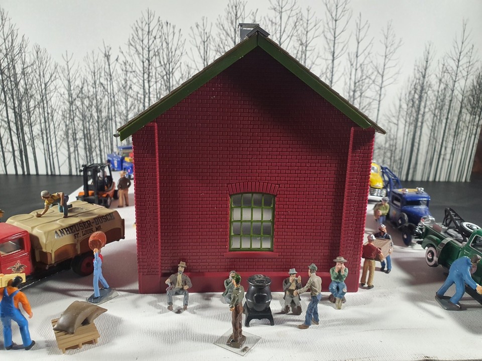 O Scale Custom Red Brick Building Warehouse, Shipping Location, Supply ...