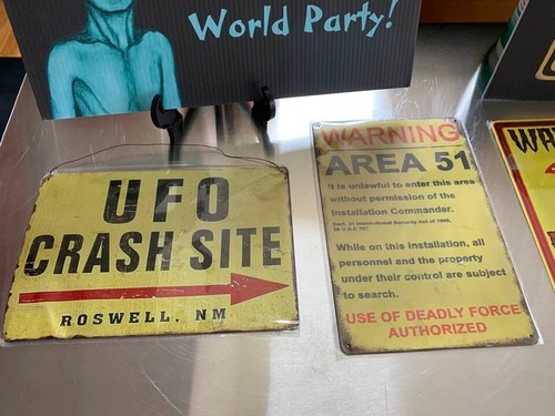 Alien Witch Riding Broom Metal Sign 8 x 12 Halloween, E.T., UFO, Trick ...