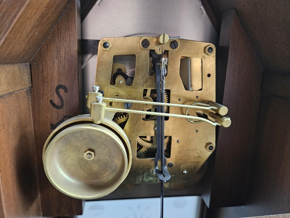 Antique Brewster & Ingraham 4 column Sharp Gothic Steeple Clock W/ Key ...